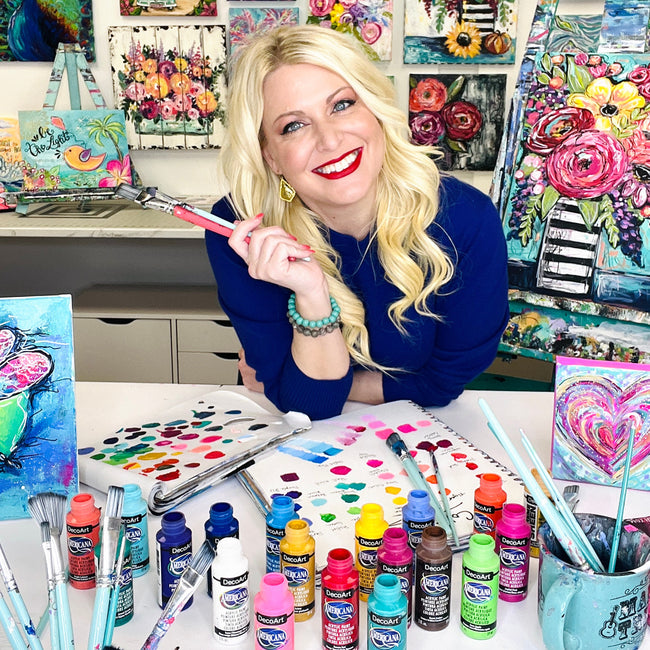 The Social Easel Essentials Paint Set